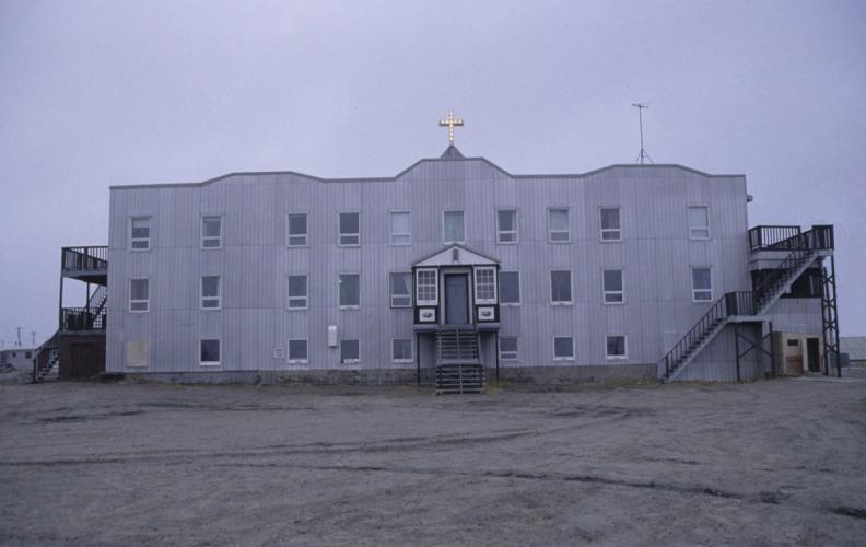 1. Chesterfield Inlet - Turquetil Hall | The Nick Newbery Photo Collection