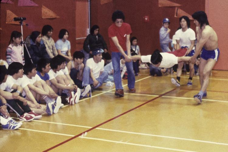 1. Inuit Games | The Nick Newbery Photo Collection