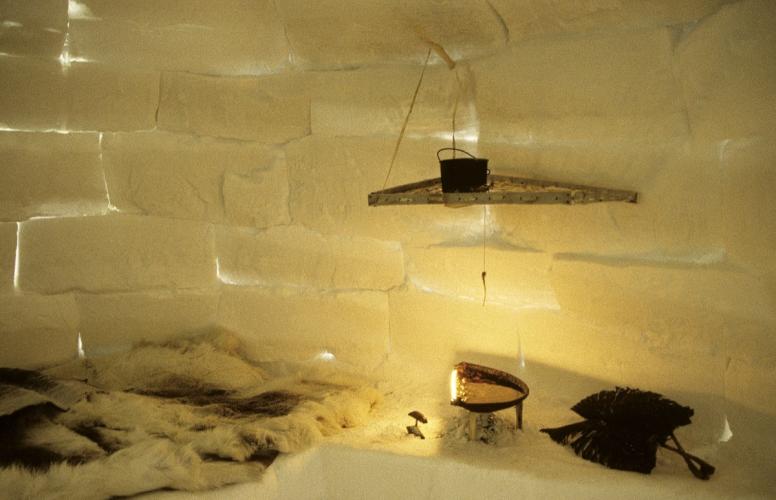 9. Igloos | The Nick Newbery Photo Collection